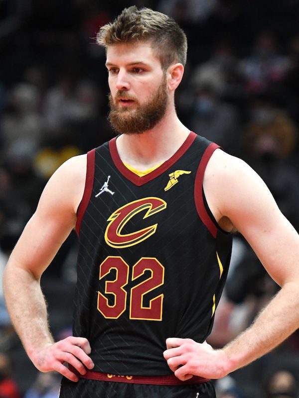 Dean Wade | NBA Shoes Database